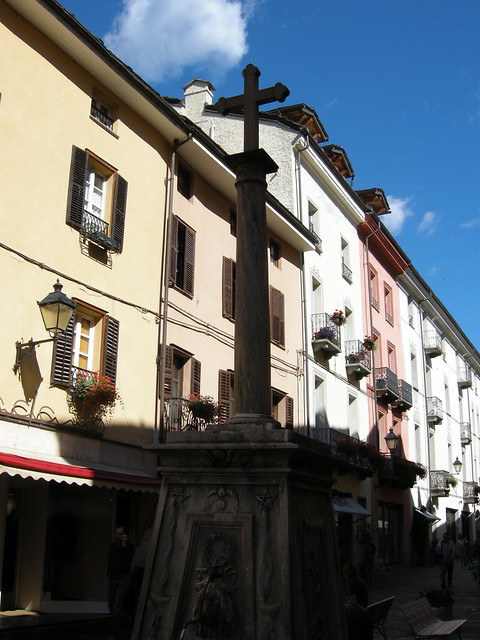 Via Croix de Ville Aosta Valle d'Aosta - Tascapan